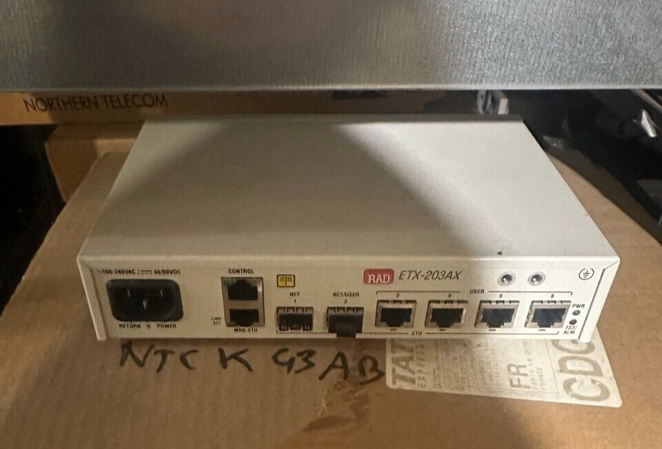 Switch RAD ETX-203AX Avec Alimentation ⚡